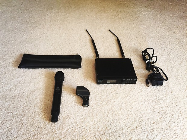 Shure ULXD4 Digital Wireless Receiver & ULXD2 Handheld | Reverb UK