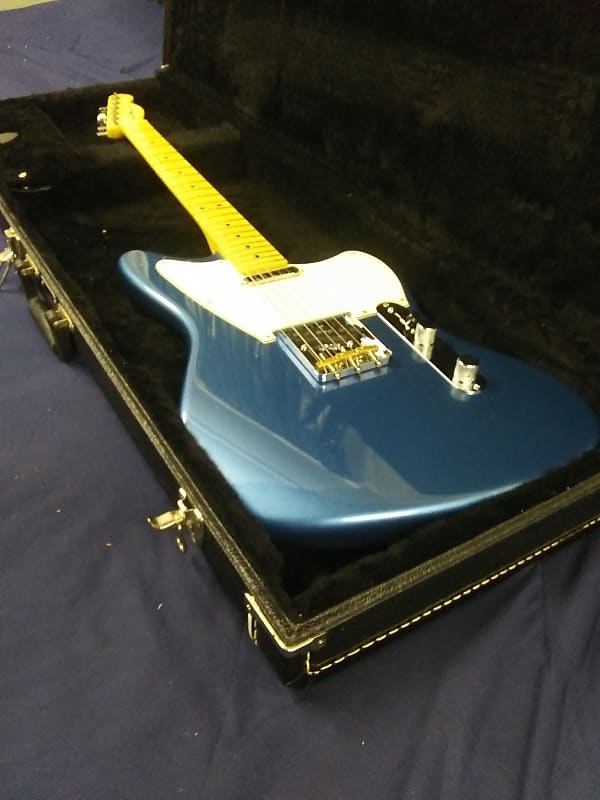 Fender American Professional Offset telecaster 2017-18 - Lake | Reverb