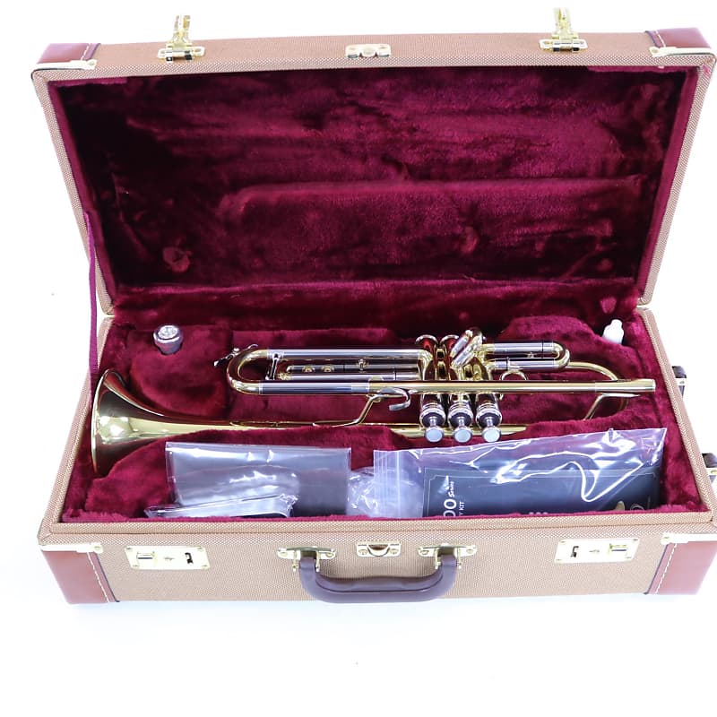 Jupiter XO Model 1600I Roger Ingram Model Bb Trumpet DISPLAY | Reverb