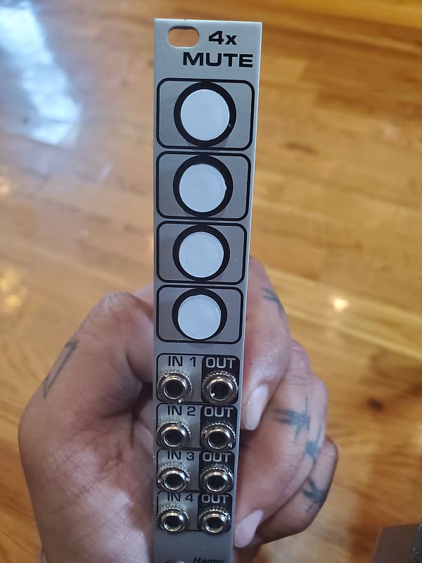 Happy Nerding 4x mute | Reverb