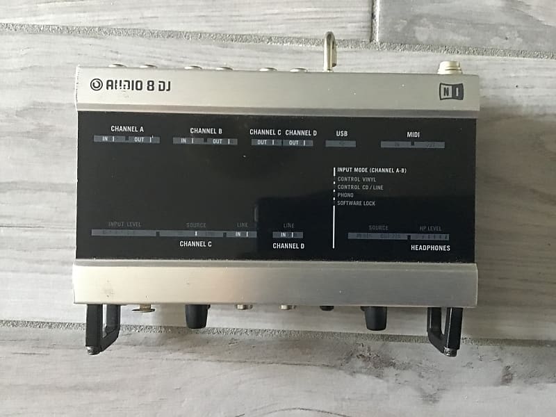 Native Instruments Audio 8 DJ | Reverb UK