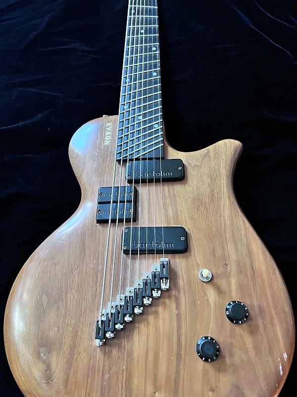 Novax Charlie Hunter Full Body 8 Strings mid 2000 - Dark | Reverb