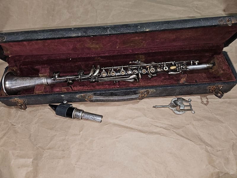 Ohio Band Instruments The Regent silver-plate metal clarinet, | Reverb
