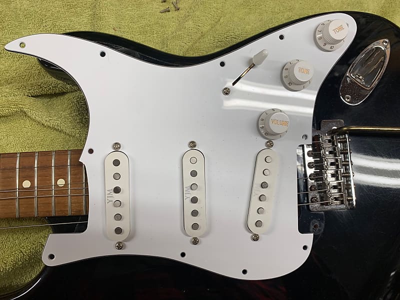 Seymour Duncan YJM Fury Yngwie Malmsteen Loaded Strat | Reverb