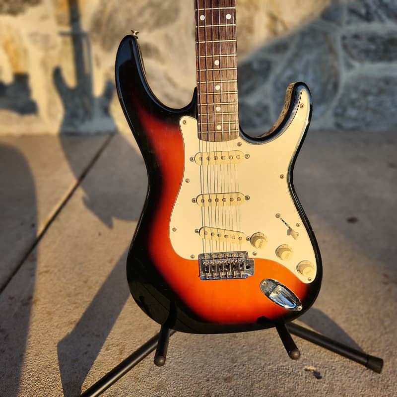 Peavey Raptor Electric Guitar | Reverb