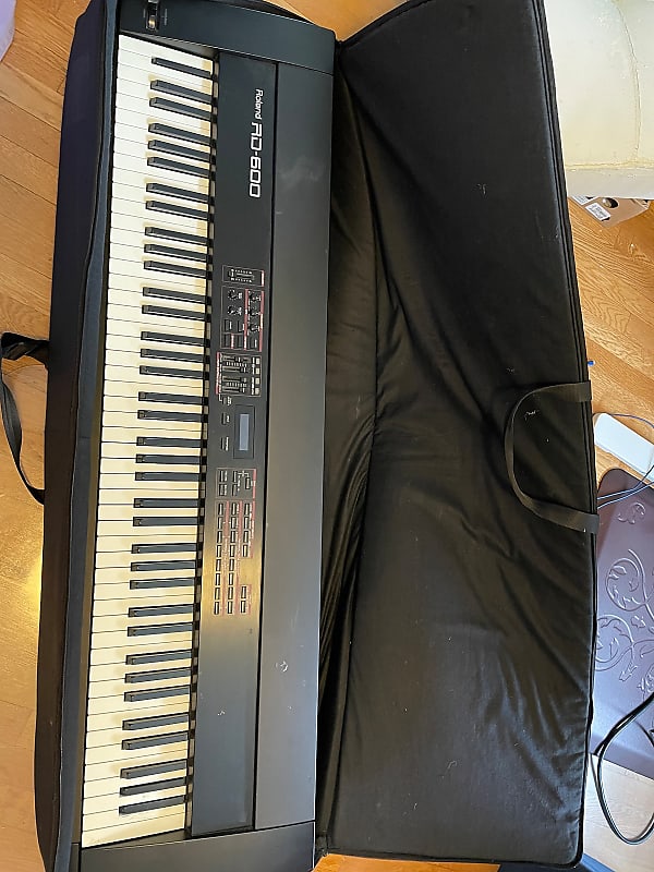 Roland RD-600 2010s Black | Reverb