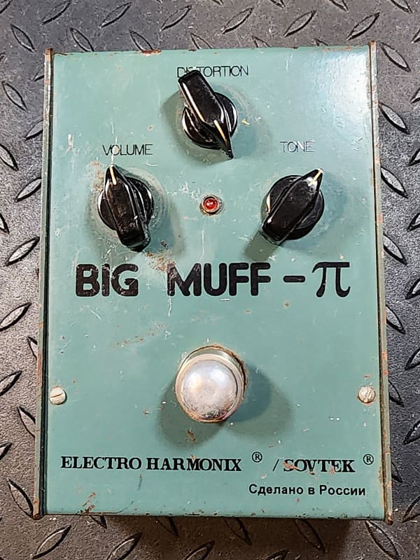 Electro-Harmonix Big Muff Pi V7 (Green Russian) | Reverb Canada Electro-Harmonix Big Muff Pi V7 (Green Russian) | Reverb Canada