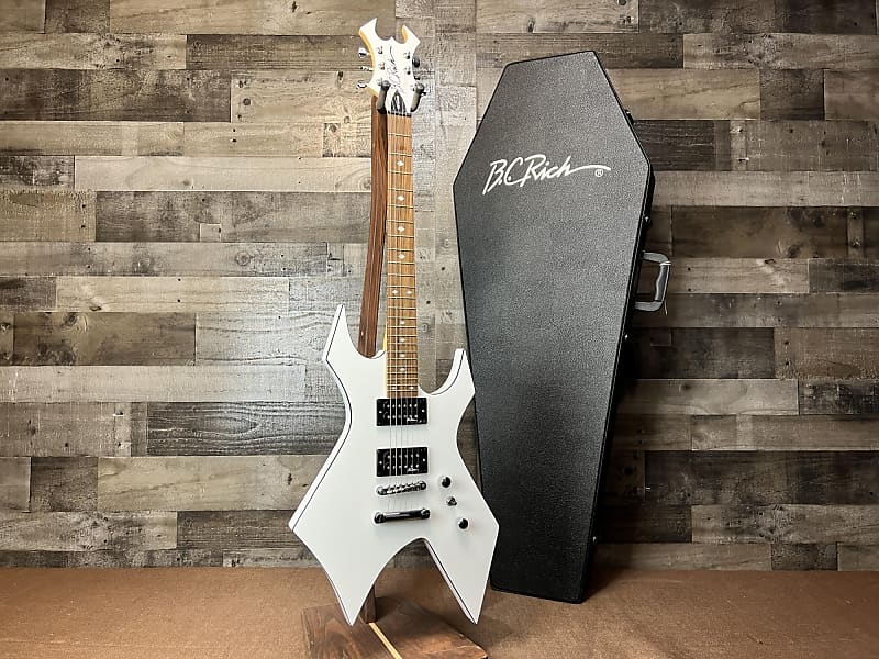 B.C. Rich Warlock Revenge w/Coffin Case | Reverb