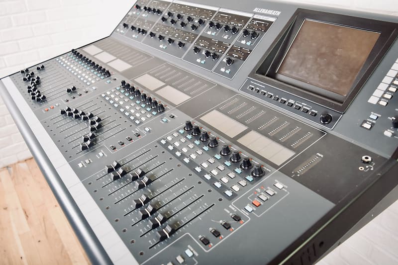 Allen & Heath Ilive-T112 w/ iDR-48 digital mixing console | Reverb