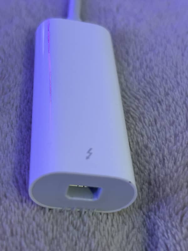 Apple Thunderbolt 3 to 2 Adapter A1790 - White | Reverb