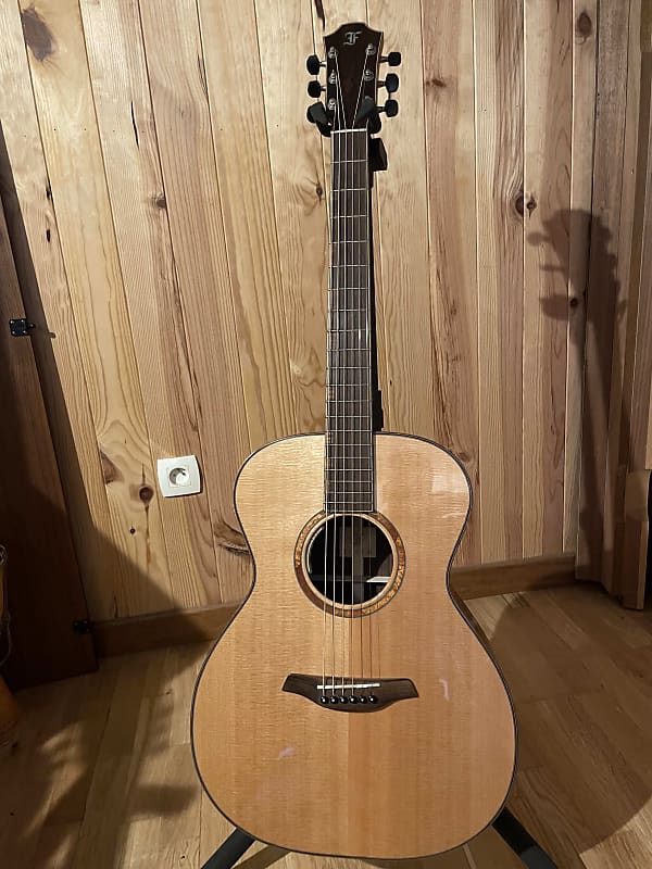 Furch Red Pure OM SR Deep Body | Reverb