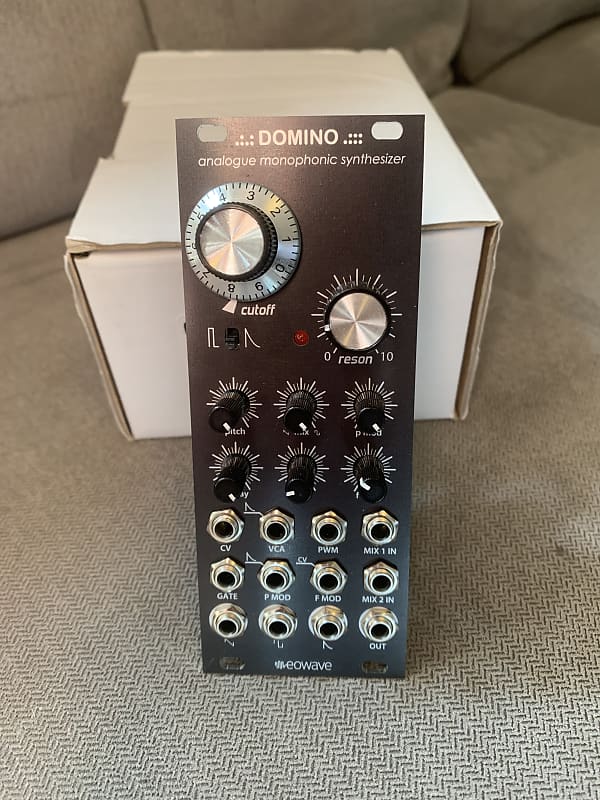 Domino Full Synth Voice - black | Reverb