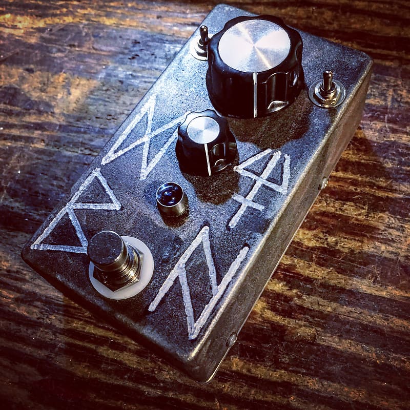 BLACKHAWK VALHALLA FUZZ HANDWIRED (Blackened/Etched) | Reverb