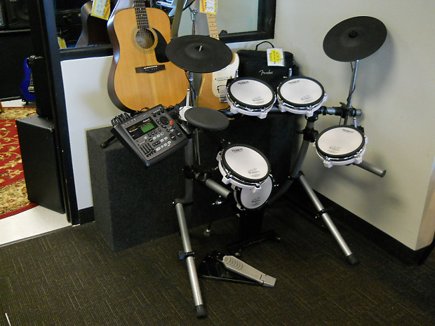 Roland TD 8 Electronic Drum Kit 5-Piece w/ Mesh Pads | Reverb