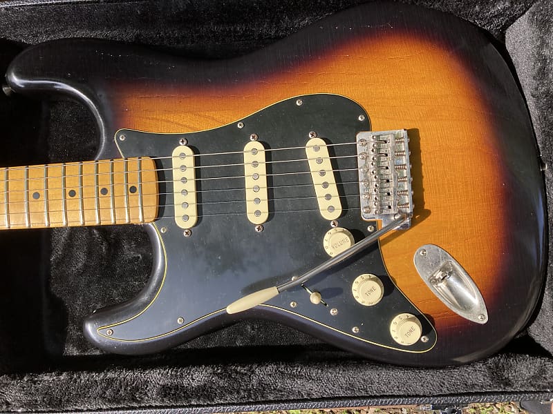LEFTY STRAT USACG NOS 2015 - Relic Tobacco Burst | Reverb