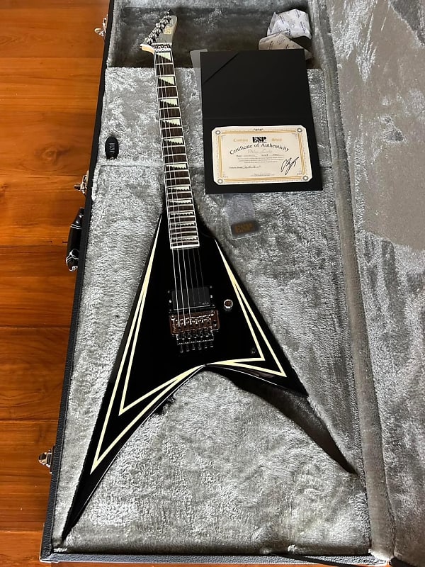 ESP Kiso Custom Shop Alexi Laiho Sawtooth 2020 - Black | Reverb Canada