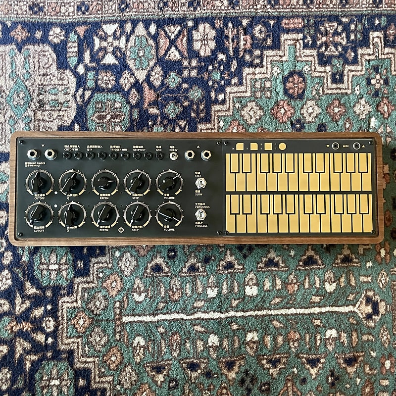 Meng Qi Wing Pinger Analog Synthesizer | Reverb