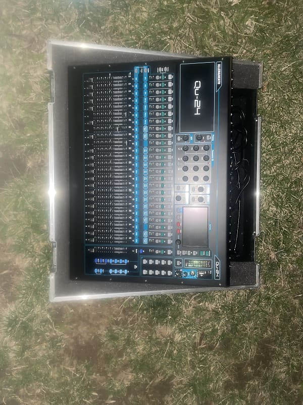 Allen & Heath Qu24 | Reverb