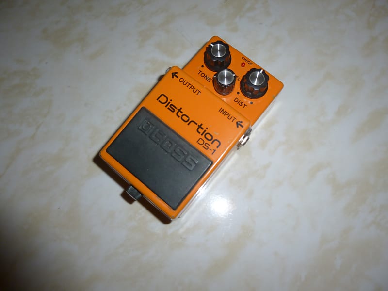 Boss DS-1 Distortion (Silver Label) 1994 - Present - Orange | Reverb