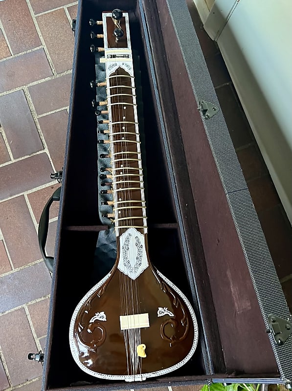 3/4 Scale Sitar with Case | Reverb
