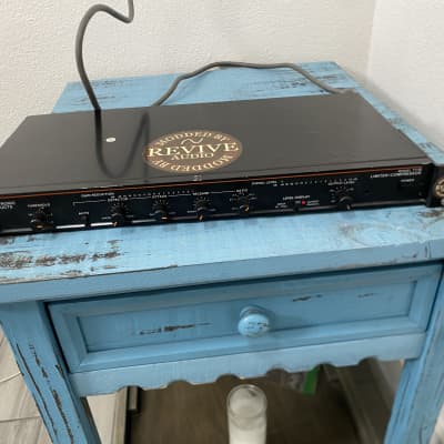 Vintage JBL / UREI 7110 Limiter Compressor | Reverb