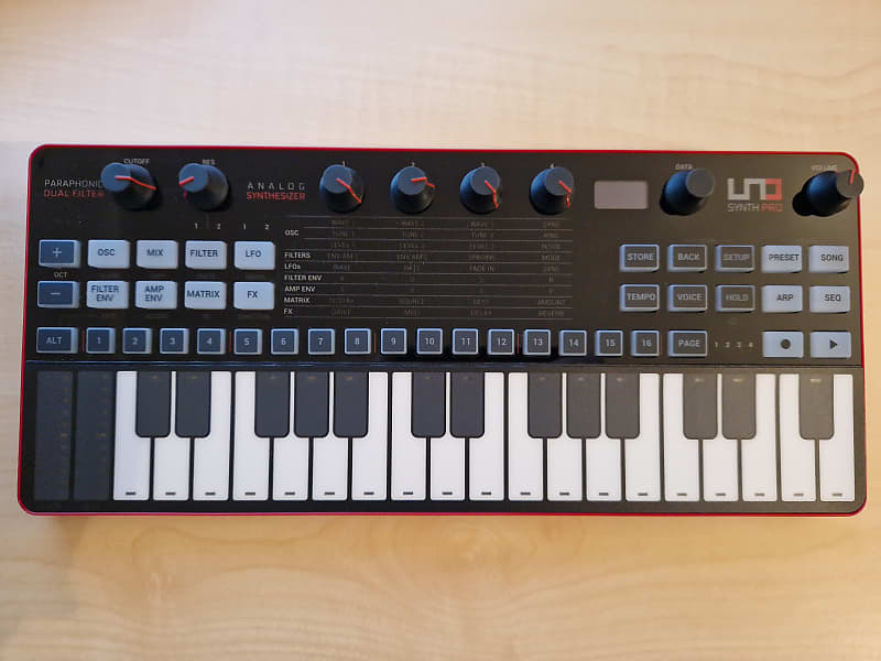 IK Multimedia UNO Synth Pro Desktop 32-Key Analog Synthesizer | Reverb