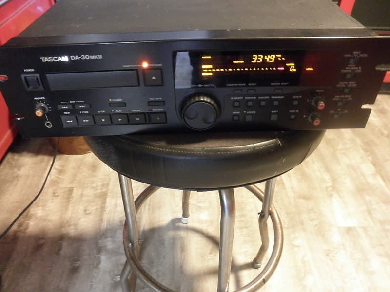TASCAM DA-30 MKII 1995 - Professional Digital DAT Recorder | Reverb
