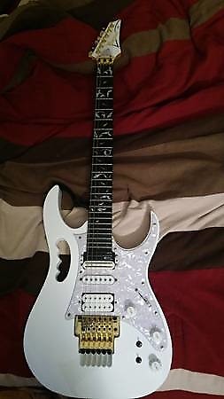 Ibanez Jem - Jem7VWH Model w/ Fernandes Sustainer Pickup | Reverb
