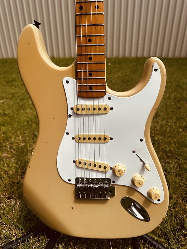 Harmony H80T Beige Stratocaster from the 80’s - Beige | Reverb