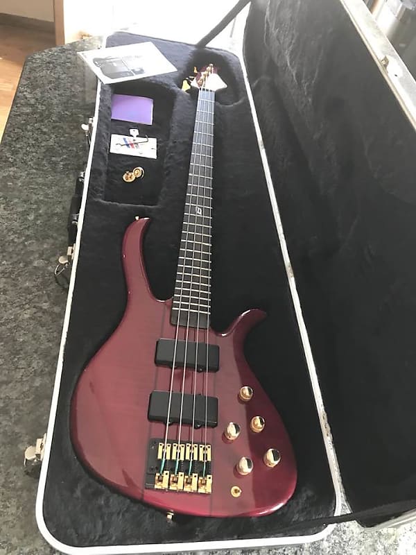 USA Peavey B Quad 4 string bass guitar, 1993-1997 - Purple | Reverb