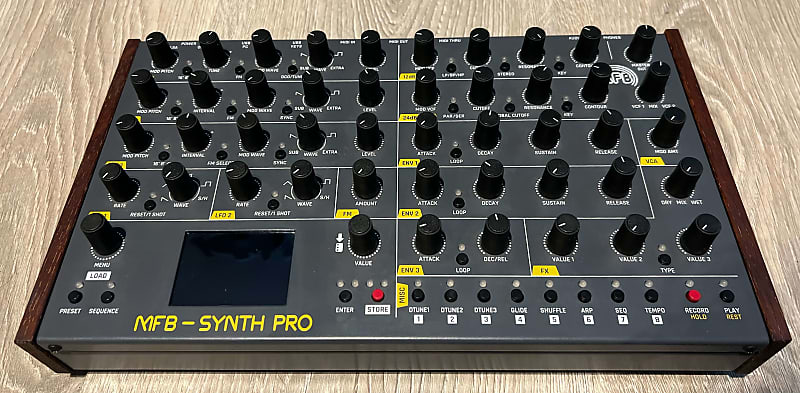 MFB - Synth Pro | Reverb
