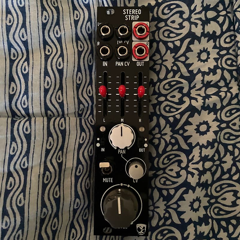 DivKid - Stereo Strip - VC Channel Strip Eurorack module | Reverb