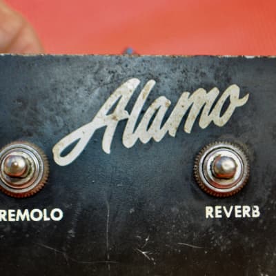 Vintage Alamo Amplifier Tremelo/Reverb 2 Button Foot Switch | Reverb