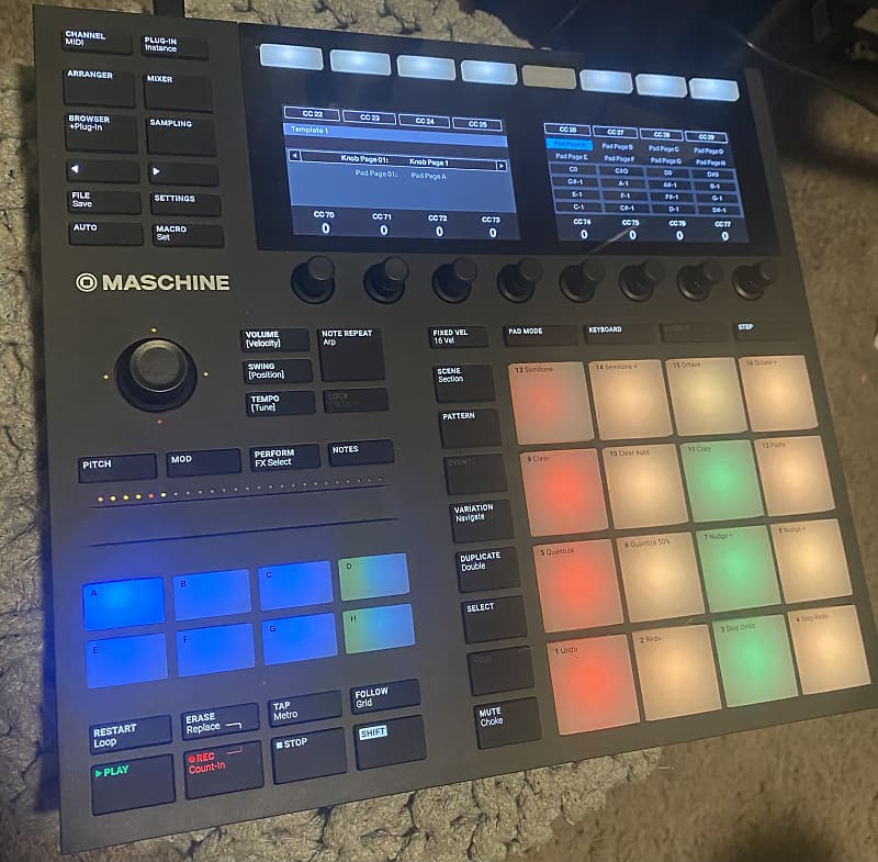 Native Instruments MK3 2022-2023 | Reverb