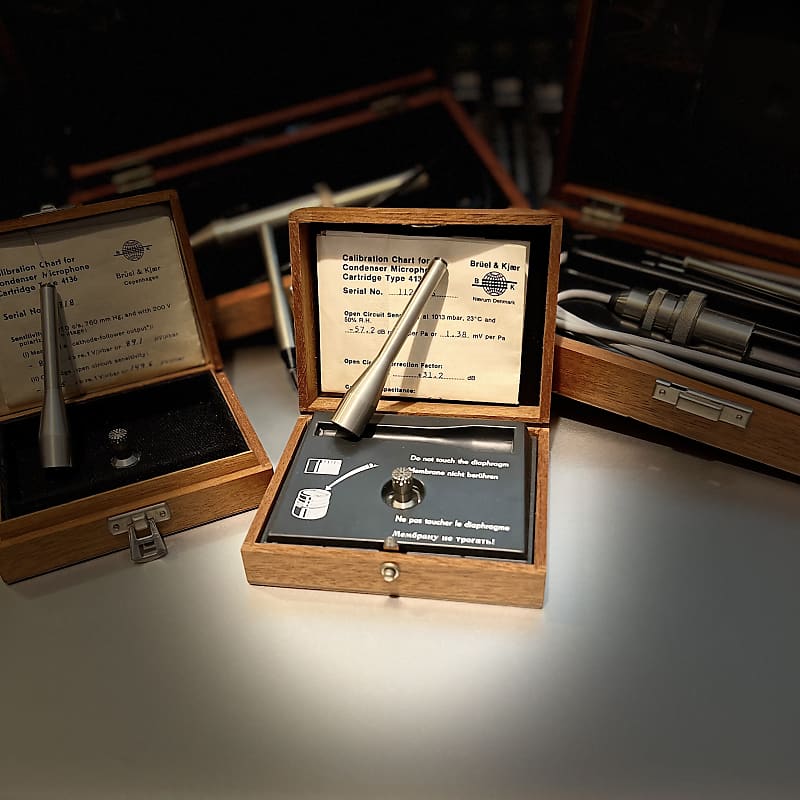 Bruel Kjaer 4136 microphone (1984) with 1/4“ to 1/2“ adapter | Reverb