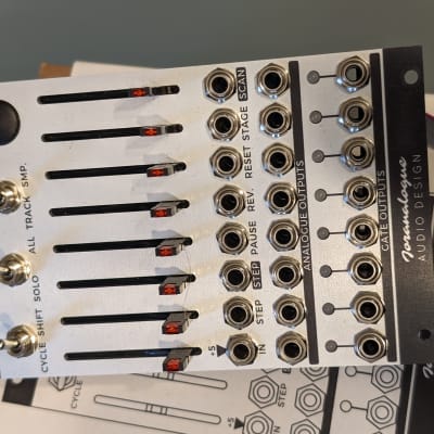 Joranalogue Step 8 Sequential Tracking + Sampling Register | Reverb