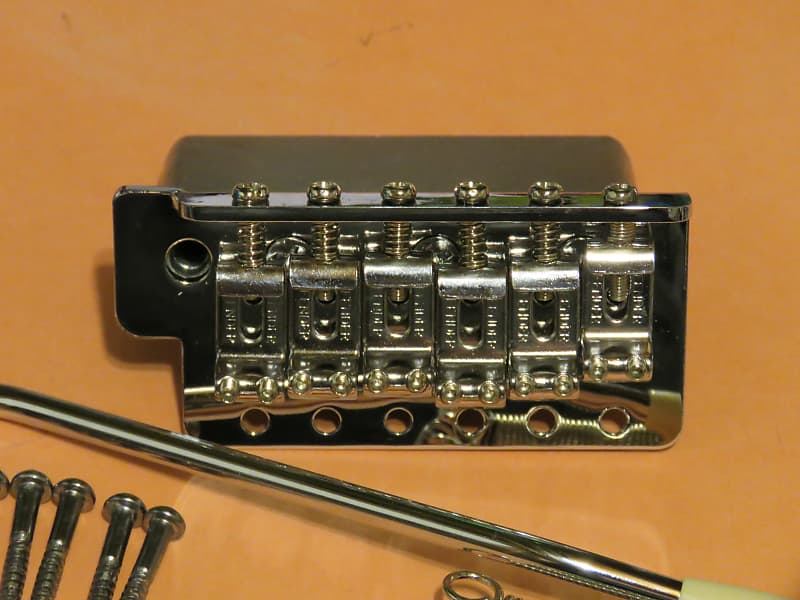 Fender Standard Tremolo SET Like new | Reverb