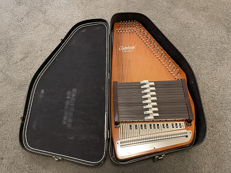 Oscar Schmidt Autoharp, with case, Vintage 1970s | Reverb