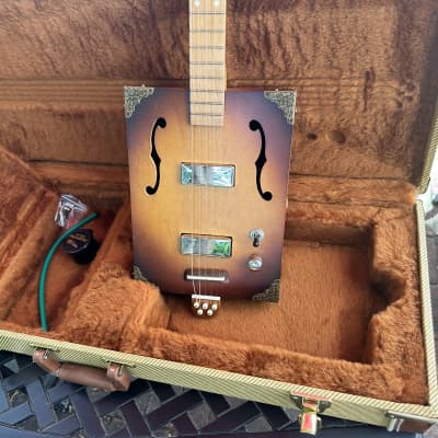Daddy Mojo Cigar Box - Tobacco Burst | Reverb