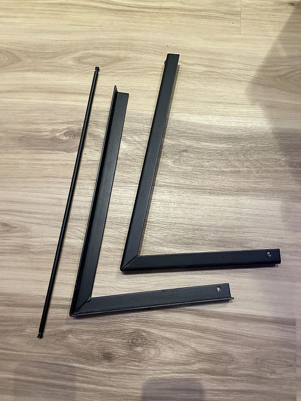 Eight space (8U) tabletop rack in great shape! | Reverb