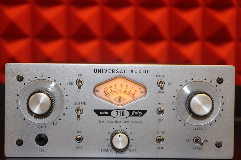 Universal Audio 710 Twin-Finity Microphone Preamplifier | Reverb