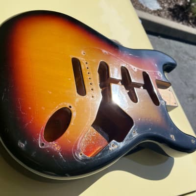 Fender Custom Shop 1960 Stratocaster Relic Body 2005 3-Tone | Reverb