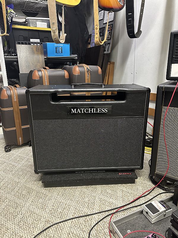 Matchless DC30 combo cab black tolex | Reverb