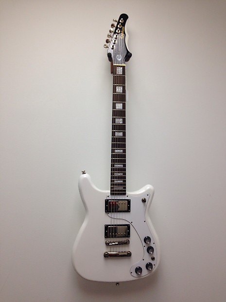 Epiphone Wilshire White | Reverb