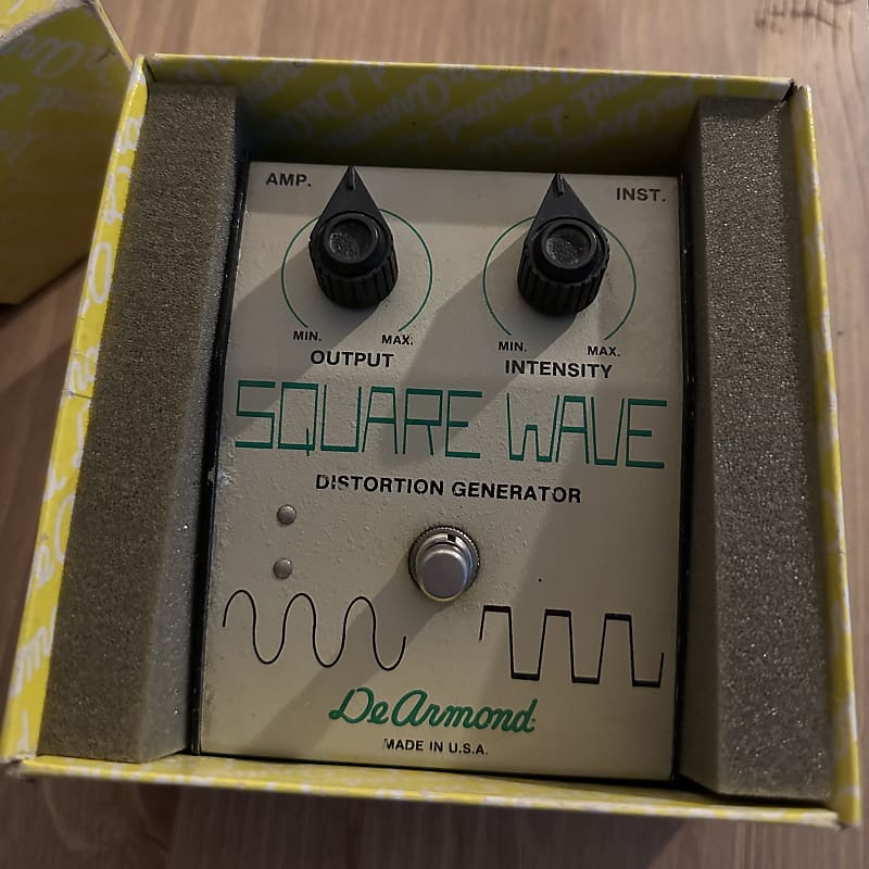 DeArmond Square Wave Distortion Generator Pedal with Original | Reverb