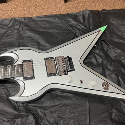 Dean Split Tail Metallic Silver w/ Black Pin Stripe Lefty | Reverb