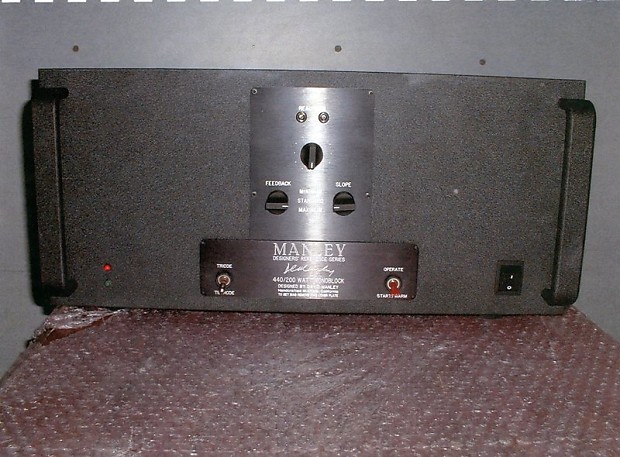 Manley Labs STUDIO CHASSIS 440 WATTS TUBES AMP 2010 Noir | Reverb
