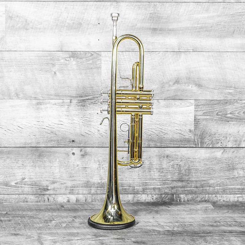 Bach Soloist Student Trumpet Outfit | Reverb