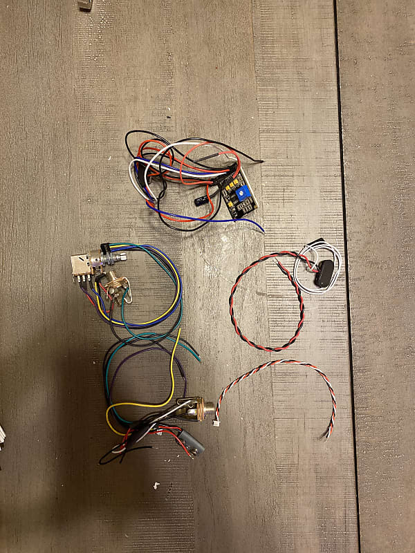 Graph Tech Ghost Guitar Acousti-Phonic Preamp Kit PK-0240-00 | Reverb