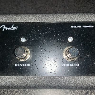 Fender Dual Amplifier Footswitch 1980's Chrome Vibrato/Reverb | Reverb